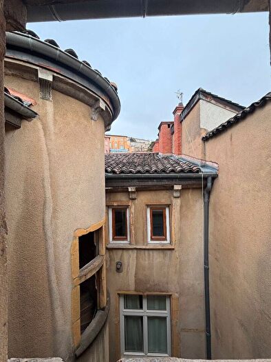 Appartement à louer - Vieux Lyon, Lyon ème arrondissement - 1 pièce