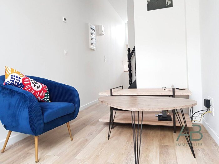 Appartement à louer - Centre, Lille - 5 pièces - 1 chambre