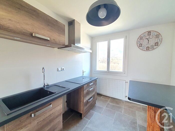 Appartement 3 pièces à Le Pont-de-Claix, Iles de Mars, à louer