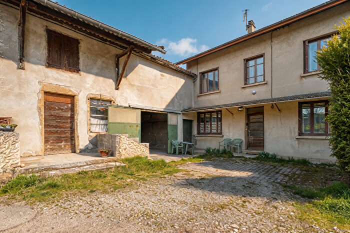 Maison à vendre - Les Éparres - 4 pièces - 3 chambres