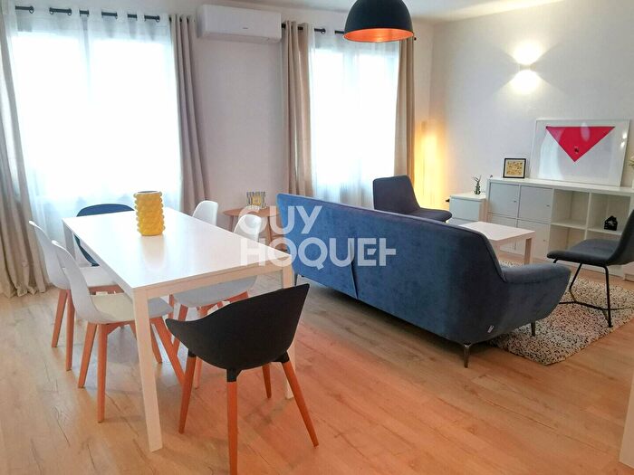 Appartement à louer - Centre Ville, Dax - 4 pièces - 3 chambres