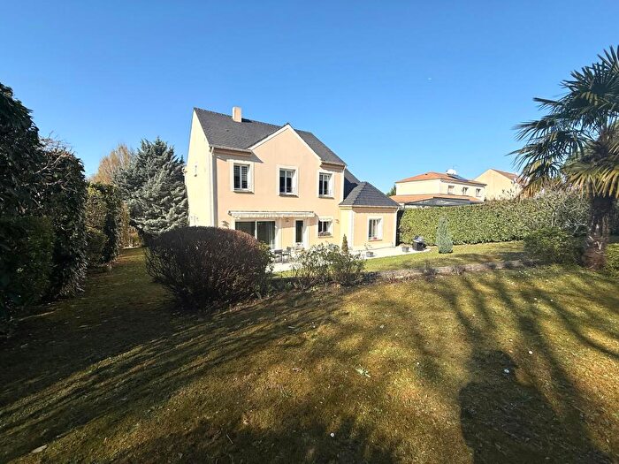 Maison à vendre - Villecresnes - 6 pièces - 5 chambres