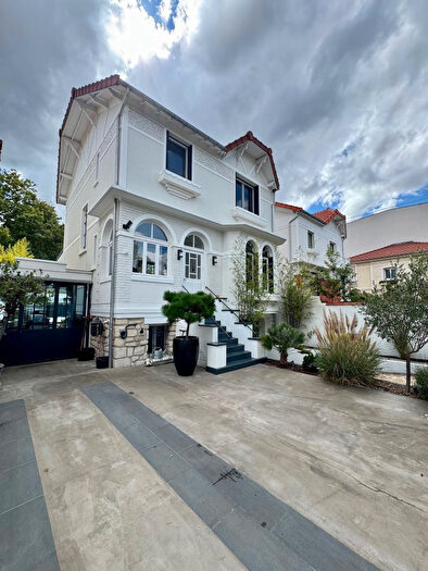 Saint-Maur-des-Fossés, Parc de Saint-Maur : Maison 7 pièces à vendre