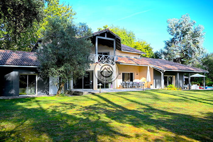 Maison à vendre - Capbreton - 8 pièces - 5 chambres