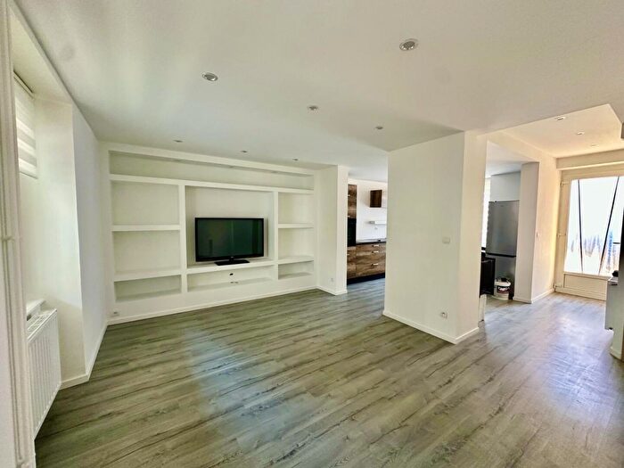 Maison à vendre - Mulhouse, Centre historique - 4 pièces - 3 chambres