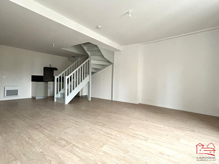 Appartement à louer - Beauville - 3 pièces - 2 chambres