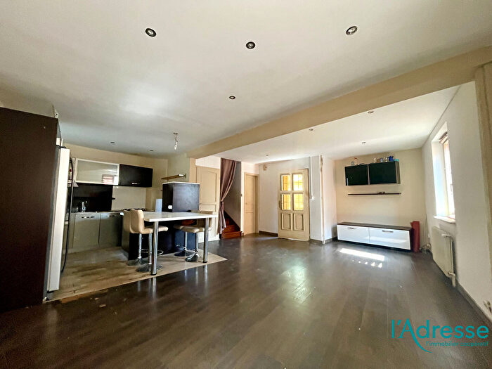 Maison à vendre - Wintzenheim - 4 pièces - 3 chambres