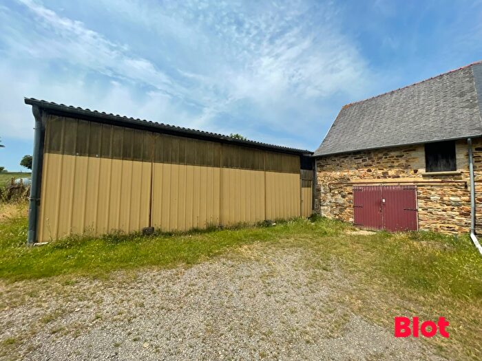 Bain-de-Bretagne : Maison 1 pièce à vendre