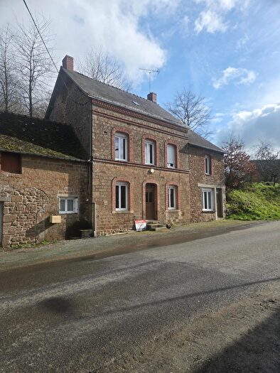 Maison à vendre - Lassay-les-Châteaux - 6 pièces - 3 chambres