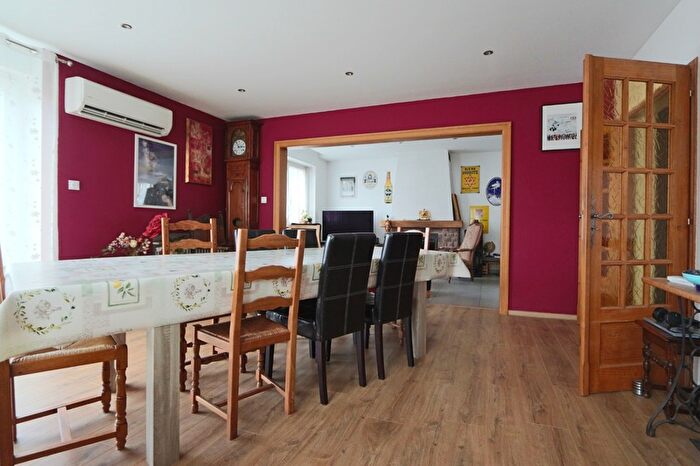 Maison à vendre - Hayange, Marspich, Cité du Bruhl - 8 pièces - 6 chambres