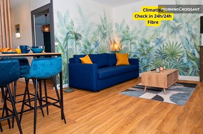 Appartement à louer - Saint-Rambert-dAlbon - 2 pièces - 1 chambre