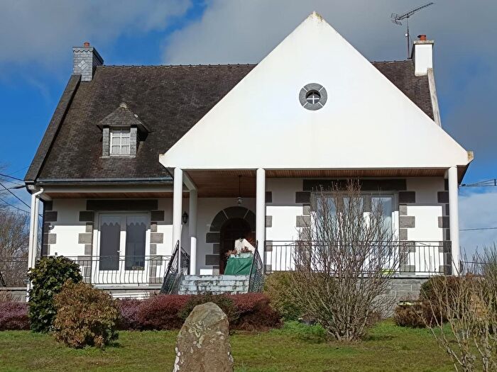 Maison à vendre - Belle-Isle-en-Terre - 5 pièces - 3 chambres