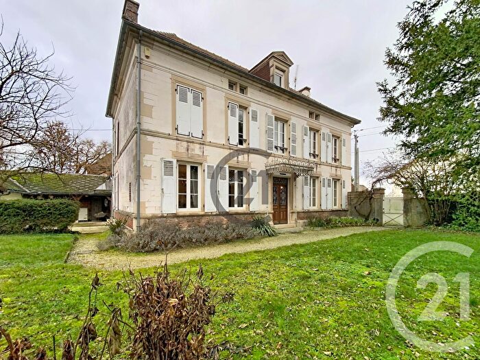 Maison à vendre - Nogent-sur-Aube - 8 pièces - 4 chambres