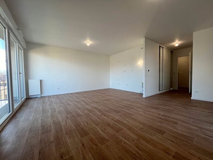 Appartement à vendre - Cormelles-le-Royal - 3 pièces - 2 chambres