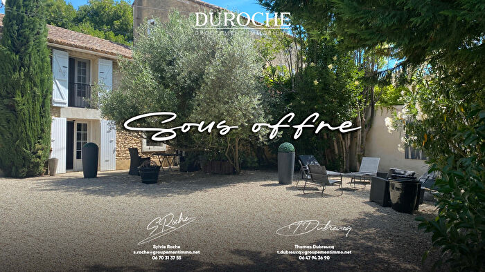 Maison à vendre - Caderousse - 10 pièces - 7 chambres