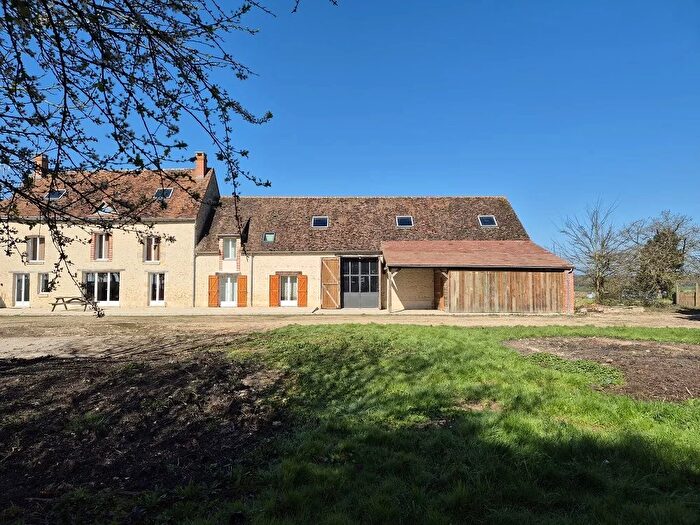 Maison à vendre - Bellegarde - 8 pièces - 5 chambres