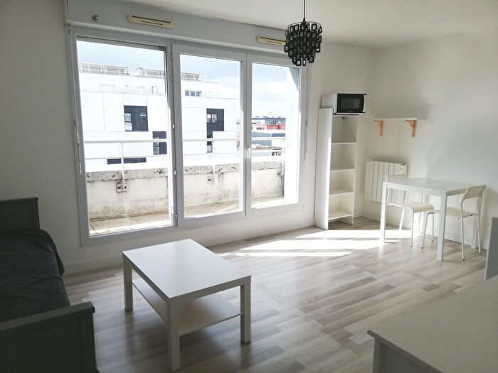 Appartement 1 pièce à Cergy, Les Hauts-de-Cergy, à louer