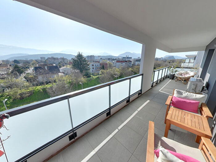 Appartement à vendre - Échirolles, Bayard, La Luire, Vicose, Comboire - 3 pièces - 2 chambres