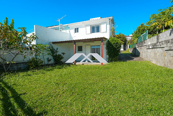Saint-Denis, Le Moufia, Sainte-Clotilde - Maison 4 pièces à vendre