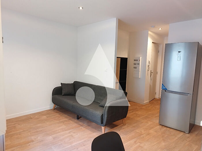 Pertuis, Centre-ville, Fours à Chaux, Claret : Appartement 1 pièce à louer