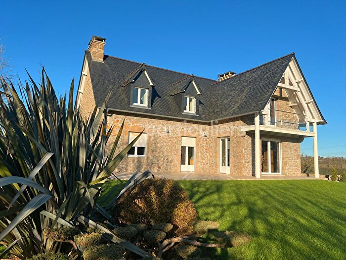 Maison à vendre - Chèvreville - 7 pièces - 5 chambres