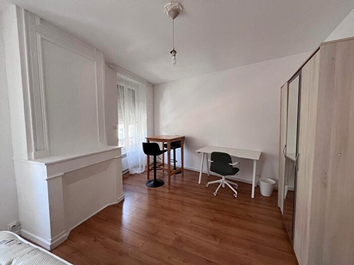 Appartement 1 pièce à Bordeaux, Ornano, à louer