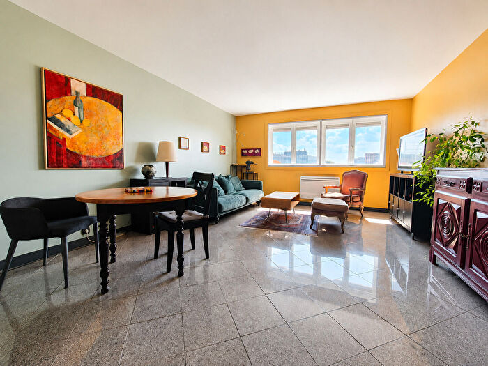 Appartement 3 pièces à Clichy, Entrée de Ville, à vendre