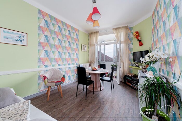 Maison à vendre - Bellerive-sur-Allier - 4 pièces - 2 chambres