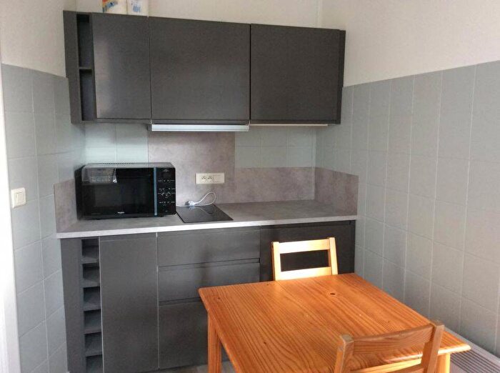 Appartement 1 pièce à louer - Barbâtre-Saint Remy-Verrerie, Reims