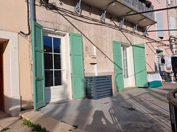 Appartement à louer - Riez - 3 pièces - 1 chambre