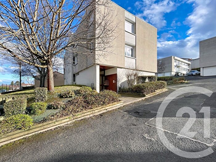 Appartement à vendre - Riom, Les Charmettes, Le Champ dOjardias, Layat - 4 pièces - 3 chambres