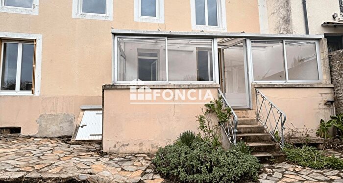 Maison à vendre - Beaumont-sur-Sarthe - 4 pièces - 3 chambres