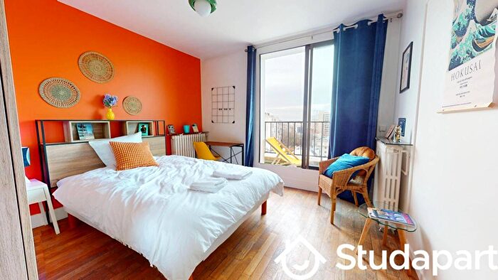 Appartement à louer - Violet Commerce, Paris ème arrondissement - 1 pièce - 1 chambre