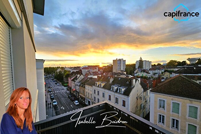 Appartement à vendre - Chalon-sur-Saône, Centre-ville - 5 pièces - 3 chambres