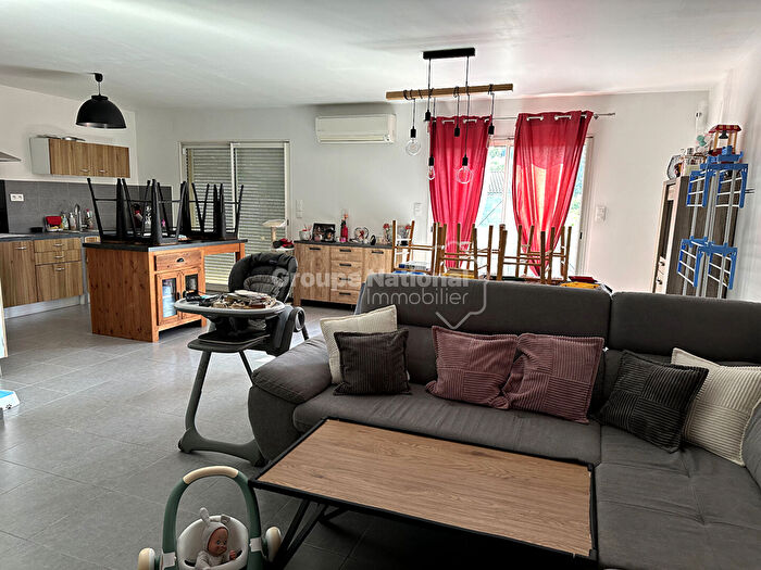 Maison à louer - Beauvoisin - 5 pièces - 3 chambres