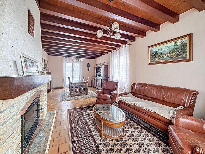 Maison 4 pièces à vendre à Lavergne