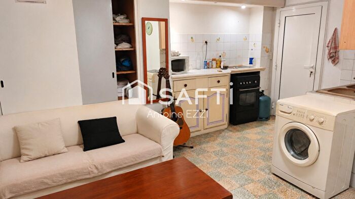 Eyguières : Appartement 1 pièce à vendre