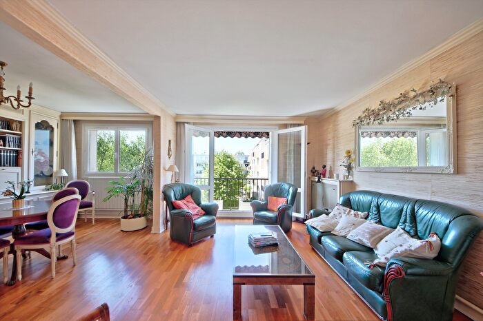 Appartement 5 pièces à Bois-dArcy, Les Langots, La Croix Bonnet, Forêt Domaniale, à vendre