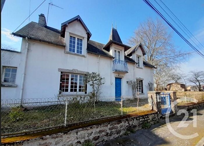Maison à vendre - Bagnoles-de-lOrne - 5 pièces - 3 chambres