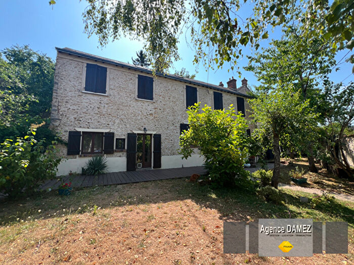 Maison 6 pièces à Sermaise, à louer