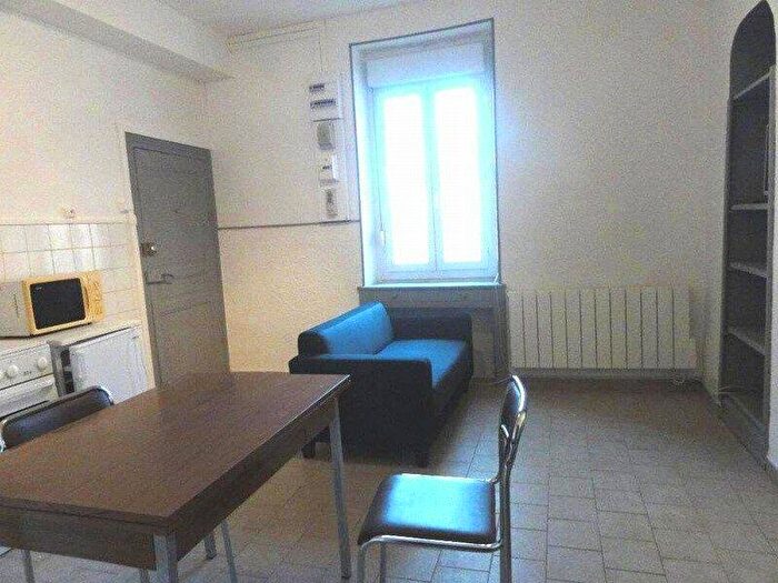 La Couronne-Saint Henri, Le Creusot - Appartement 1 pièce à louer