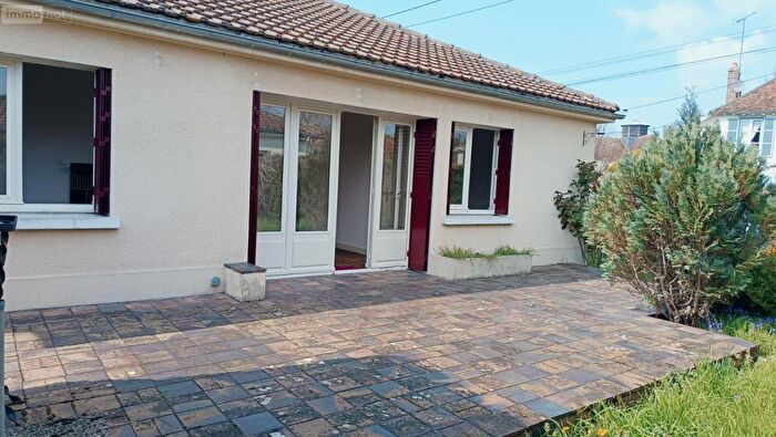 Maison à louer - Les Noës-près-Troyes - 3 pièces - 2 chambres