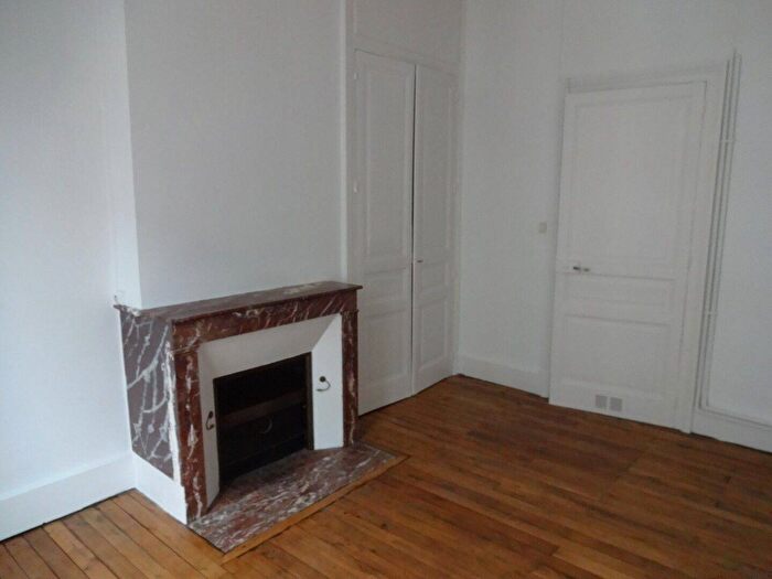 Appartement à louer - Centre-Hôtel de Ville, Limoges - 3 pièces - 2 chambres