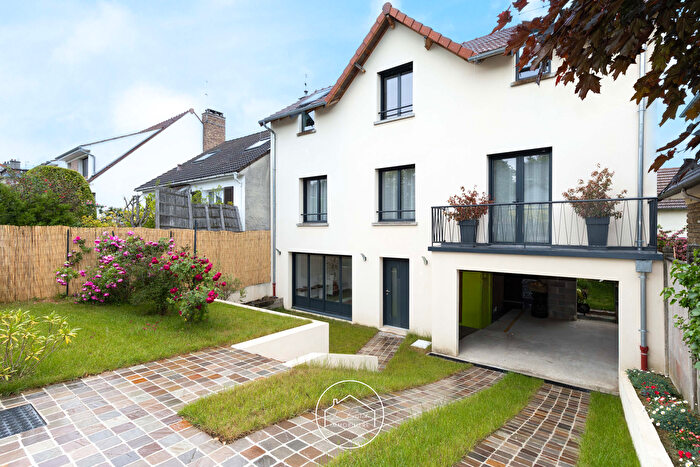 Maison 6 pièces à vendre - Viroflay, Haras