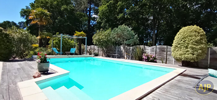 Lège-Cap-Ferret : Maison 5 pièces à vendre