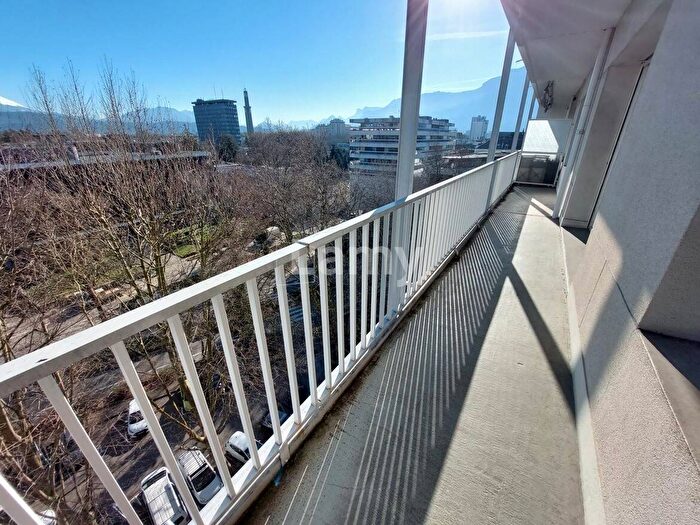 Mutualité, Grenoble - Appartement 4 pièces à louer