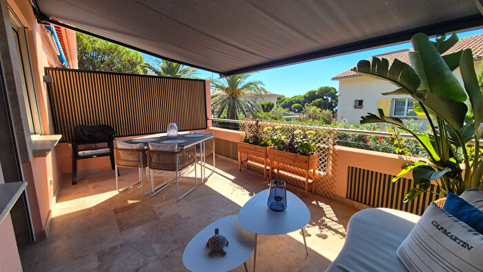 Roquebrune-sur-Argens, Les Issambres, La Vigie, Les Dolmens, Plages, Calanques : Appartement 3 pièces à vendre