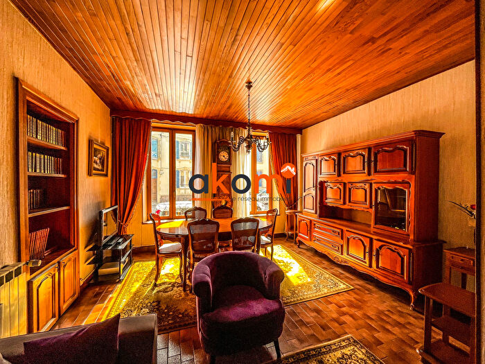 Maisons à vendre et appartements à louer - 3