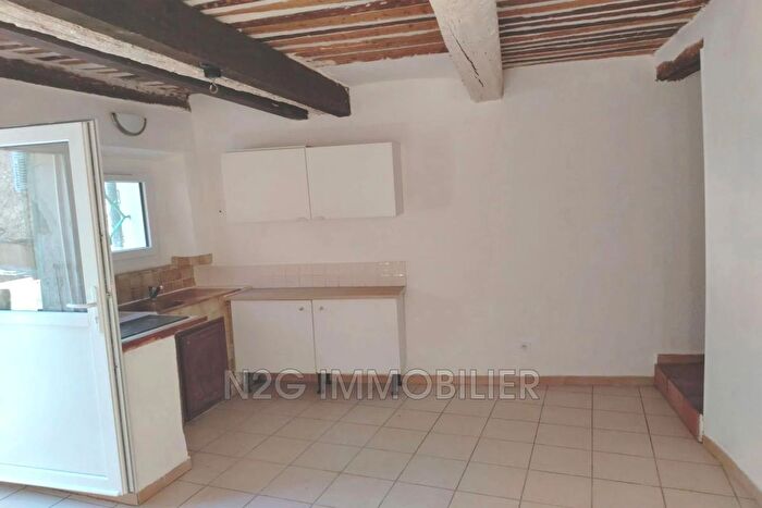 Callas : Appartement 1 pièce à louer