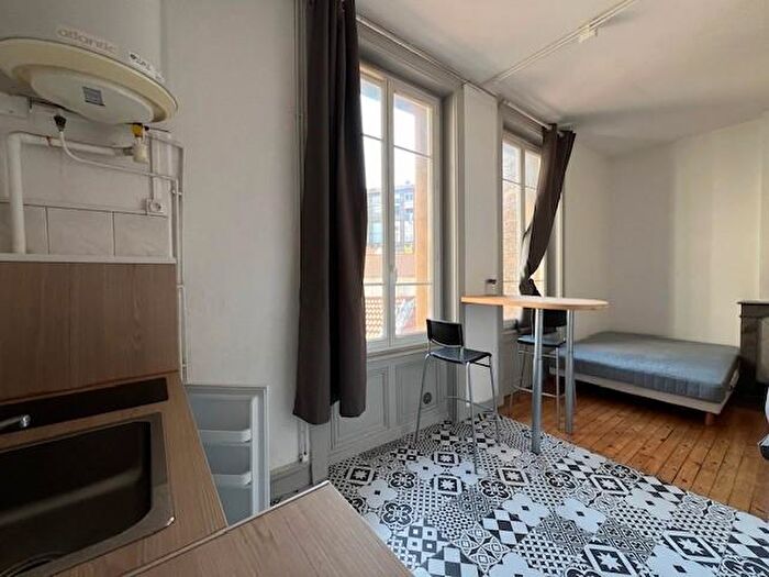 Appartement à louer - Saint-Étienne, La Métare, Le Portail Rouge, Fauriel, Villeboeuf - 1 pièce